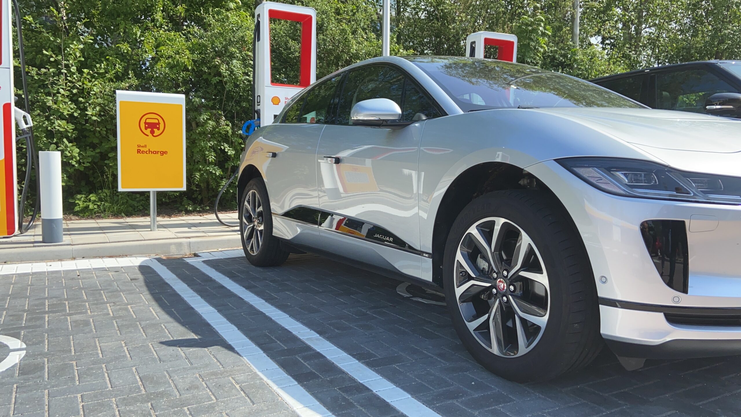 Automotive Experience Center – Moving ahead ,That's our drive